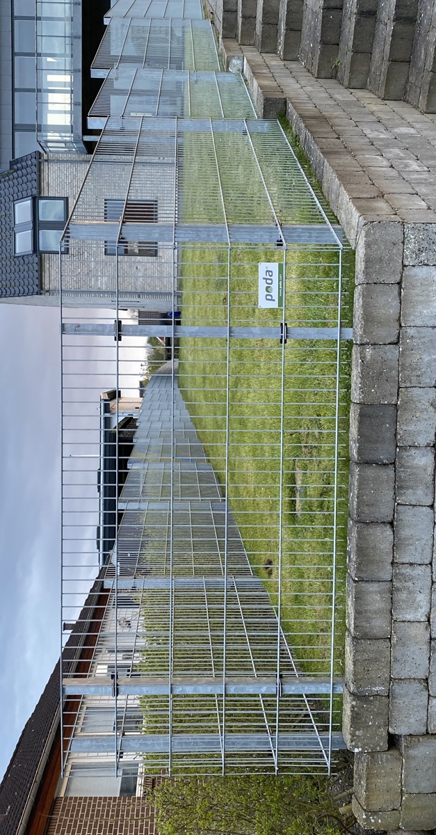 Panelgjerde til hus og hage